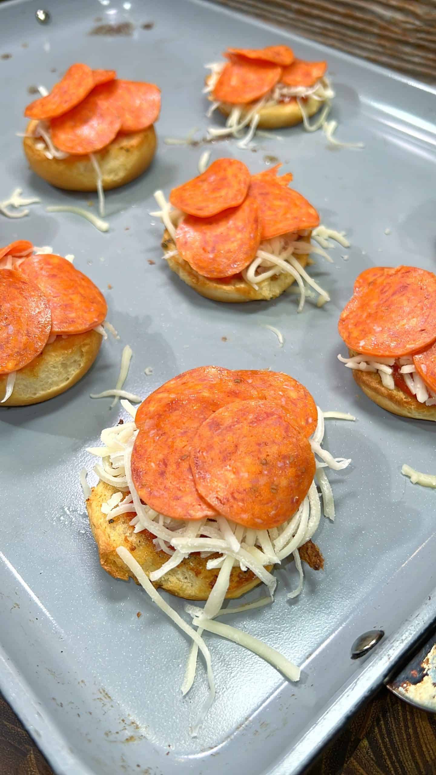 Mini Slider Pizza Bites - Homemade Pizza Recipe