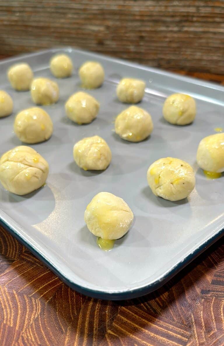 Best Cheesy Bread Balls Recipe - Easy Party Food